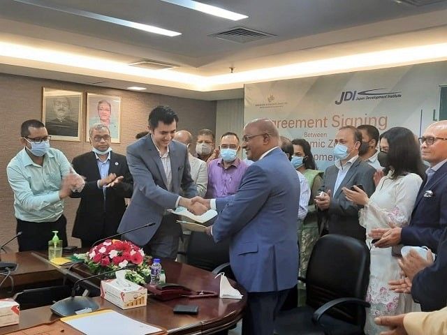 SEZ signs a consultancy agreement with Japan Development Institute