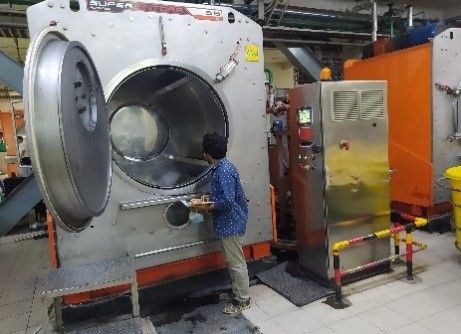 Process minimization of knit garment-dyeing by nebulized system on e ...