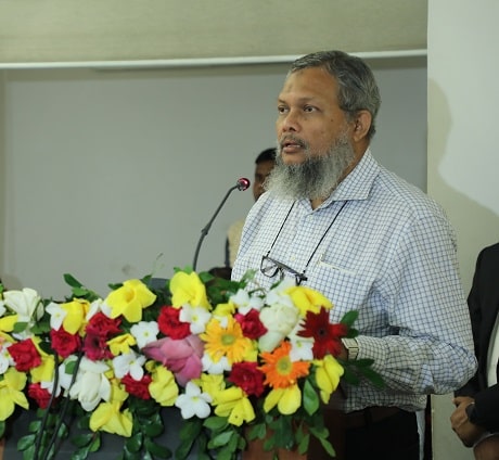 Policies needed to diminish the dominance of foreign employees